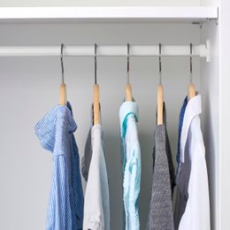 IKEA H&Auml;NGA Kinderkleiderb&uuml;gel