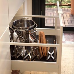 IKEA VARIERA Deckelhalter