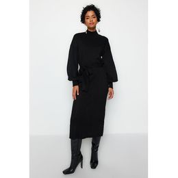 Trendyol Kleid in Schwarz - 56% | Gr&ouml;&szlig;e S | Damen-kleider