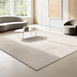 Teppich the carpet "kuschelig & Super Soft, Anti-Rutsch Unterseite", creme, B:240cm H:16mm L:240cm, Polyester, Teppiche, Teppich, Waschbar bis 30 Grad, Felloptik, Wohnzimmer Teppich, Kundenliebling