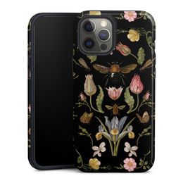 DeinDesign iPhone 12 Pro Max Handy Panzer Handyh&uuml;lle robuste Outdoor H&uuml;lle Schutzh&uuml;lle gl&auml;nzend Flower Wreath Bee Blossom Tough Case