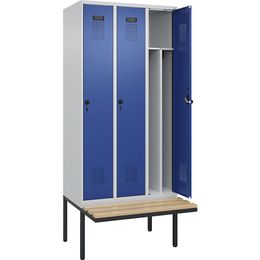 Schwarz-Wei&szlig;-Spind Evolo PLUS Sitzbank, schmal, 3 Abteile, verk&uuml;rzte Trennwand mittig, lichtgrau / enzianblau, B 900 mm, Sicherheits-Drehriegel, mit auskragender Sitzbank, Buche kaiserkraft