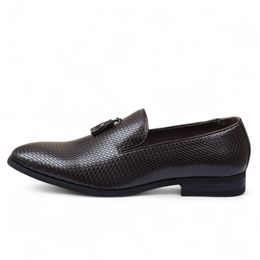 Herren Braune formelle Loafer mit Quaste, Slip-On-Lederschuhe