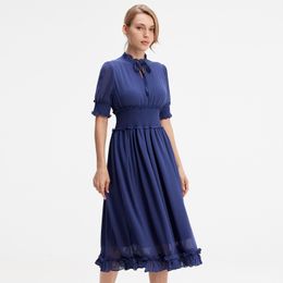 Chiffonkleid mit Smokings und kleinen R&uuml;schen