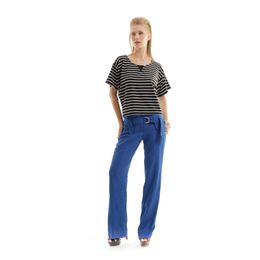 Ges&auml;umte Hose mit G&uuml;rtel