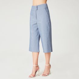 Weite Caprihosen