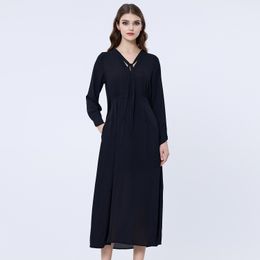 Langes Blusen-Kleid mit V-Ausschnitt