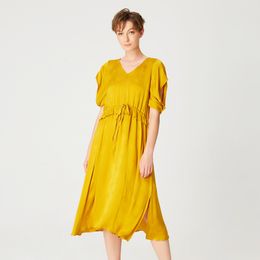Midikleid mit V-Ausschnitt und Kordelzugg&uuml;rtel