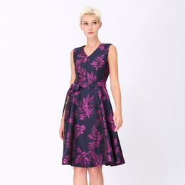Skaterkleid aus gebl&uuml;mtem Brokat