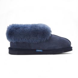 Damen Winterstiefelette aus Schaffell-Wildleder in Marineblau zum Hineinschl&uuml;pfen &ndash; Glacier