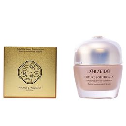 Shiseido Future Solution Lx Total Radiance Foundation #2-neutral 30 ml