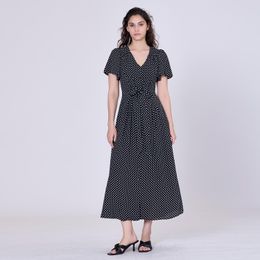 Ausgestelltes Hemdkleid mit Tupfen