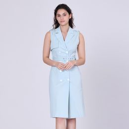 Zweireihiges, &auml;rmelloses Kleid im Trench-Stil