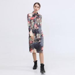 Hemdkleid mit floralem Makrodruck