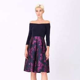 Kleid aus Bi-Material mit floralem Brokat