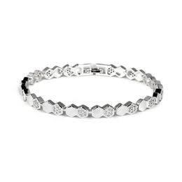 Luxenter Armband aus funkelnden Zirkonia mit Rhodiumbeschichtung &ndash; Lyth