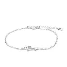 Luxenter Armband mit Silberfinish &ndash; Alphabet
