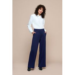 Celia Broek Indigo