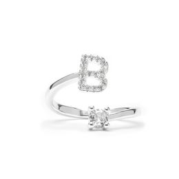 Luxenter Ring mit funkelndem Zirkonia, silberfarben &ndash; Alphabet
