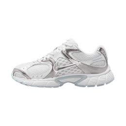 Sneaker Nike Sportswear "V5 RNR", Damen, Gr. 42, wei&szlig;, metallic silber, mtlc platinum, Synthetik, Textil, Schuhe Sneaker, inspiriert vom Design des Y2K Nike Vomero 5