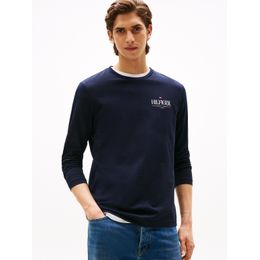 Longsleeve Tommy Hilfiger "HILFIGER STACK LS TEE", Herren, Gr. M, blau (desert sky), Single Jersey, Obermaterial: 100% Baumwolle, h&uuml;ftbedeckend, Rundhals, Shirts, Kontrastfarbener Print auf der Brust