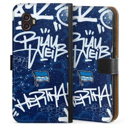 DeinDesign Galaxy XCover 6 Pro Handy Klapph&uuml;lle Handyh&uuml;lle aus Kunst Leder schwarz Flip Case Hertha Bsc Graffiti Official Licensed Product Sideflip mit langer 