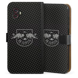 DeinDesign Galaxy XCover 6 Pro Handy Klapph&uuml;lle Handyh&uuml;lle aus Kunst Leder schwarz Flip Case Carbon Metallic Look Rb Leipzig Sideflip mit langer Lasche