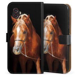 DeinDesign Galaxy XCover 6 Pro Handy Klapph&uuml;lle Handyh&uuml;lle aus Kunst Leder schwarz Flip Case Horse Mare Hobby Sideflip mit langer Lasche