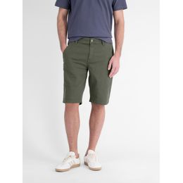 Shorts Lerros "Bequeme Shorts aus griffiger Baumwolle mit Stretchanteil", Herren, Gr. 31, nordic olive, 98% Baumwolle, 2% Elasthan, Hosen Shorts