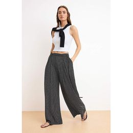 Trendyol Hose - Loose fit - in Schwarz/ Wei&szlig; - 64% | Gr&ouml;&szlig;e 40 | Damenhosen