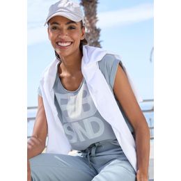 T-Shirt ELBSAND "Eldis", Damen, Gr. L (40), seegras, Single Jersey, Obermaterial: 50% Baumwolle, 50% Polyester, figurumspielend h&uuml;ftlang, Rundhals, Aufschlag, Shirts T-Shirt, mit Logodruck, Kurzarmshirt aus Baumwoll-Mix, sportlich-casual, Topseller