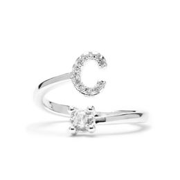 Luxenter Ring mit funkelndem Zirkonia, silberfarben &ndash; Alphabet