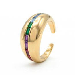 Luxenter Ring mit mehrfarbigen Zirkonia-Steinen, 18 Karat Gelbgold-Finish &ndash; Desia