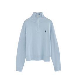 Pullover hellblau mit Zip-Kragen und Rigby Go Stickerei