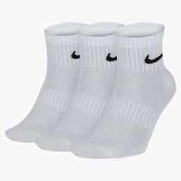 Funktionssocken Nike "U NK ED LTWT ANKLE 3P 132", Damen, Gr. L (42/45), wei&szlig; (wei&szlig;, schwarz), Obermaterial: 63% Baumwolle, 34% Polyester, 2% sonstige Fasern, 1% Nylon, Socken, f&uuml;r sportive Aktivit&auml;ten, im praktischen 3er-Pack, leichtes Material