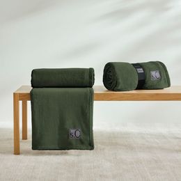 Wohndecke s.Oliver "s.Oliver Decke Kuschelsoft", gr&uuml;n (dunkelgr&uuml;n), B:150cm L:200cm, Polyester, Wohndecken, Wohndecke, 150 x 200 cm, in bunten Farben, weich, 330g/m&sup2;