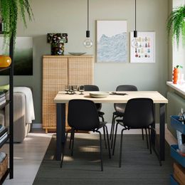 IKEA SK&Aring;LSTA Tisch und 4 St&uuml;hle