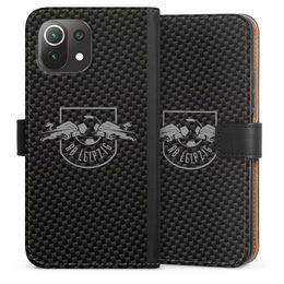 DeinDesign Xiaomi Mi 11 Lite 5G Handy Klapph&uuml;lle Handyh&uuml;lle aus Kunst Leder schwarz Flip Case Rb Leipzig Carbon Metallic Look Sideflip mit langer Lasche