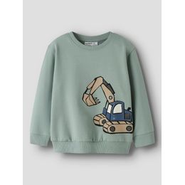 Sweatshirt name it "NMMKARK LS NREG SWEAT UNB BOX", Jungen, Gr. 104, gr&uuml;n (gr&uuml;n milieu), Sweatware, Obermaterial: 95% Baumwolle, 5% Elasthan, bedruckt, regular fit normal, Rundhals, Rippb&uuml;ndchen, Sweatshirts Sweatshirt, Baumwollmischung, regular fit