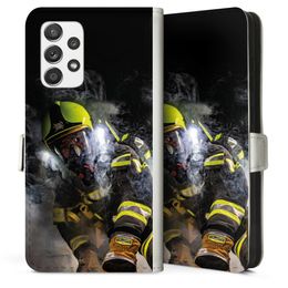DeinDesign Galaxy A52s 5G Handy Klapph&uuml;lle Handyh&uuml;lle aus Kunst Leder wei&szlig; Flip Case Fire Fighter Fire Fighters Fire Sideflip mit Lasche