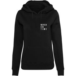 Kapuzenpullover MisterTee "MisterTee Damen Ladies Never On Time Hoody", Damen, Gr. L, schwarz, 65% Baumwolle, 35% Polyester, mehrfarbig, normal, ohne Ausschnitt, Pullover Kapuzenpullover