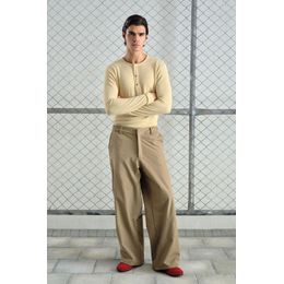 Weite Gabardine-Hosen mit Taschen