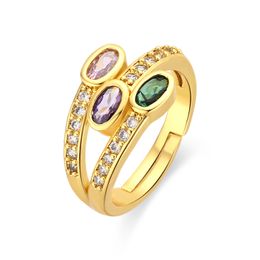 Luxenter-Ring aus Metalllegierung und mehrfarbigem Zirkonia gefertigt in 18-karat-Gelbgold &ndash; Folant