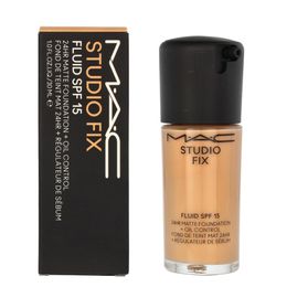 MAC Studio Fix Fluid Foundation SPF15.