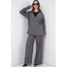 Texturiertes V-Ausschnitt-Kimono mit Bindeg&uuml;rtel und weiten Hosen Set