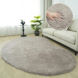 Hochflor-Teppich "Halrum, einfarbig, besondere Form, modern" Gr. 70, taupe, B:100cm H:25mm L:150cm, Kunstfaser, LeGer Home by Lena Gercke, Teppiche, organische Form, bean shape, kuschelig, Wohnzimmer, Schlafzimmer