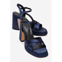 Yvonne Plateau-Sandalen