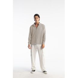 &Uuml;bergro&szlig;es Button-Up Langarmhemd