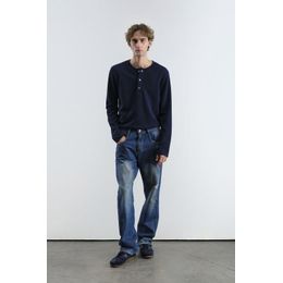 Langarm-T-Shirt mit Knopfkragen