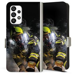 DeinDesign Galaxy A53 5G Handy Klapph&uuml;lle Handyh&uuml;lle aus Kunst Leder wei&szlig; Flip Case Fire Fire Fighter Fire Fighters Sideflip mit Lasche